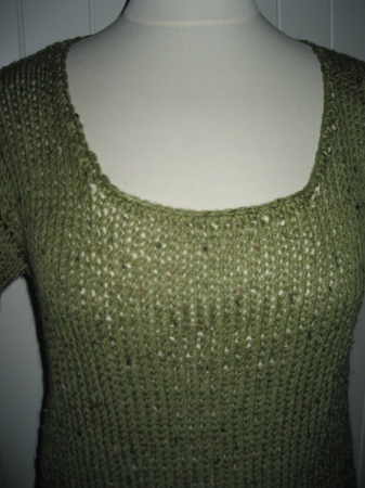 Herlig genser i olivengrønt tweed-garn, str medium - Epla.se